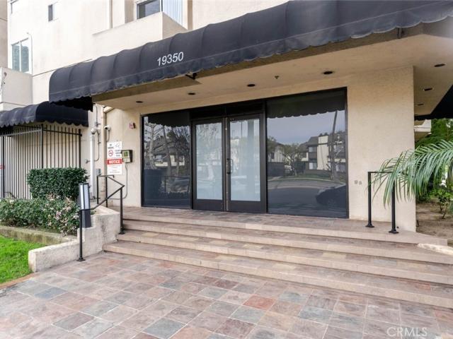 19350 Sherman Way, Unit 210, Reseda, CA 91335 | MLS #SR26119