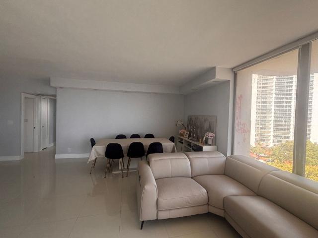 19355 Turnberry Way Unit# 7B, Aventura, US, FL