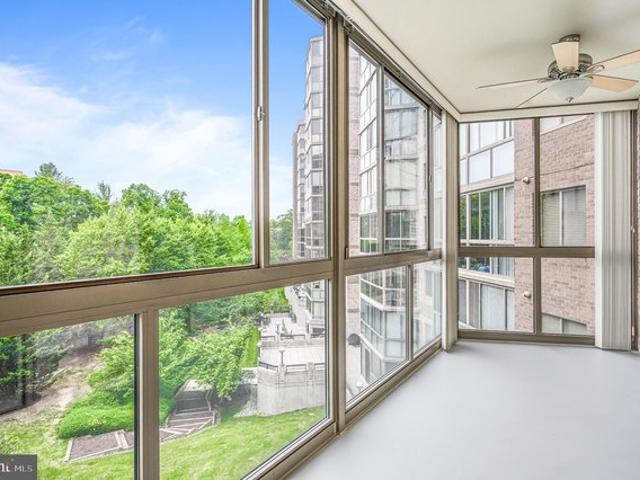 19355 Cypress Ridge Ter Unit 404, Leesburg, VA 20176