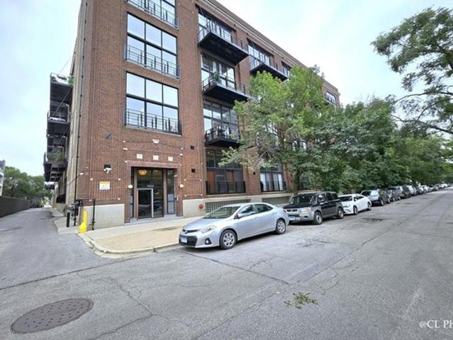 1935 N Fairfield Ave Apt 411, Chicago, IL 60647