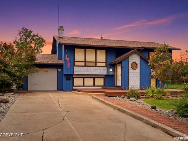 1935 Orca Pl, Anchorage, AK 99501