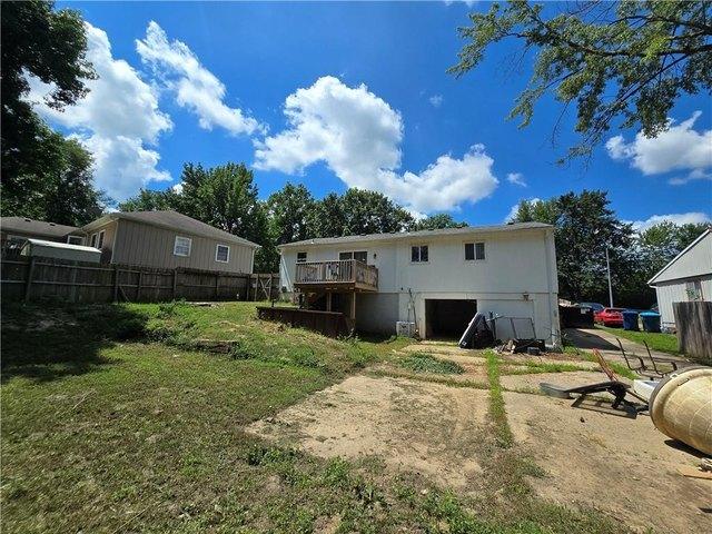 1935 Belmont Pl, Independence, MO 64057