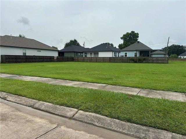 1935 Benjamin St Lot 44, Arabi, LA 70032