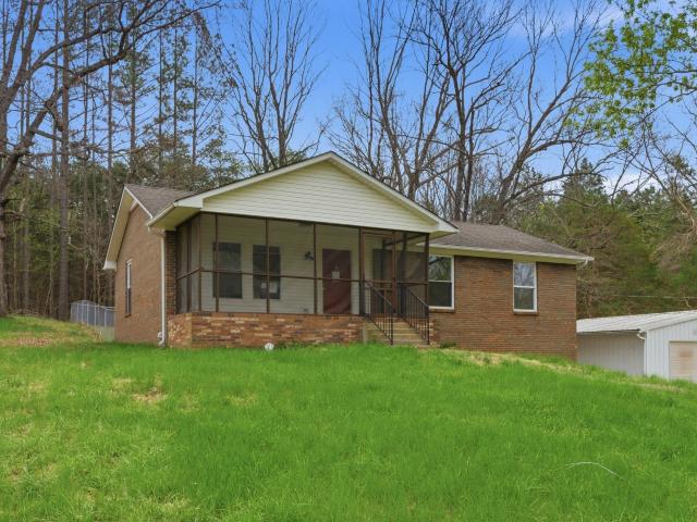 1935 Dinsmore Rd, Clarksville, TN 37040 | MLS #3165 | Compass