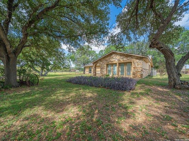 1935 E FM 1518 S, Saint Hedwig, TX 78152