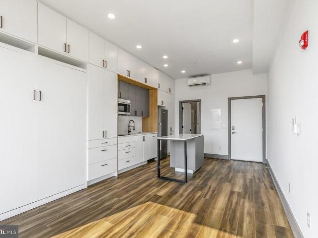 1935 E Hazzard Street # 301