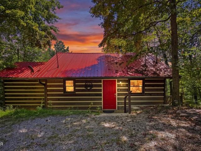 1935 Sb Ogle Ln, Sevierville, TN 37876