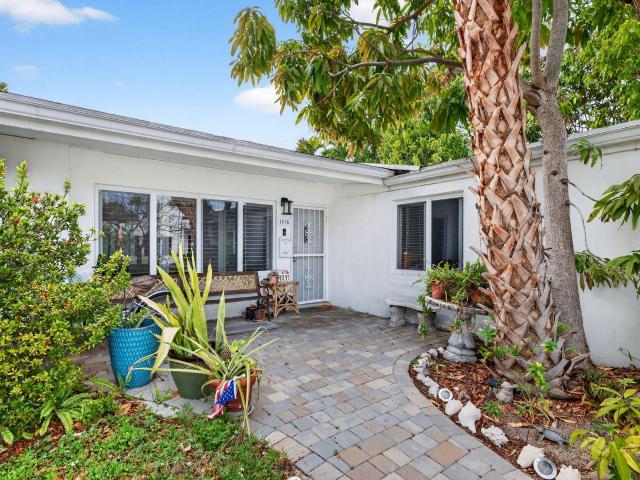 1935 SE 25th Ave, Fort Lauderdale, FL 33316 | MLS #B26014 | Compass