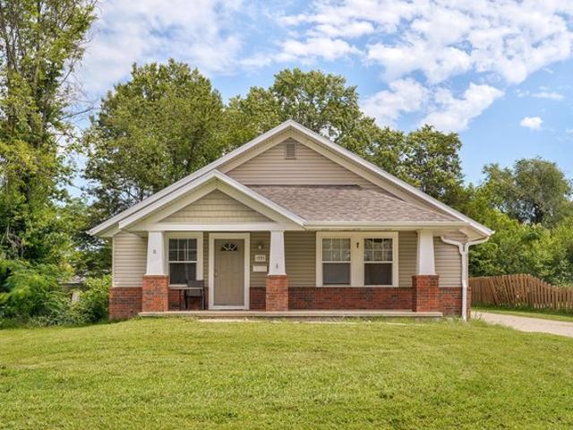 1935 W Atlantic St, Springfield, MO 65803
