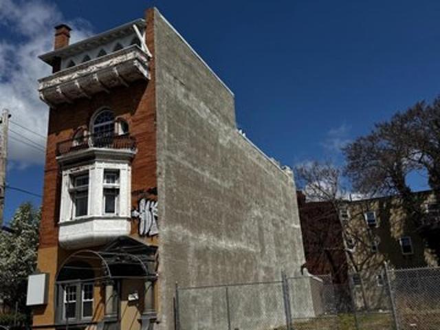 1935 37 W Diamond St, Philadelphia, PA 19121