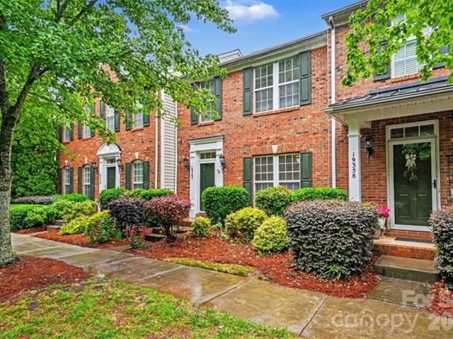 19362 Makayla Ln, Cornelius, NC 28031