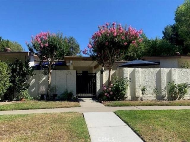 19368 Avenue of the Oaks, Newhall, CA 91321