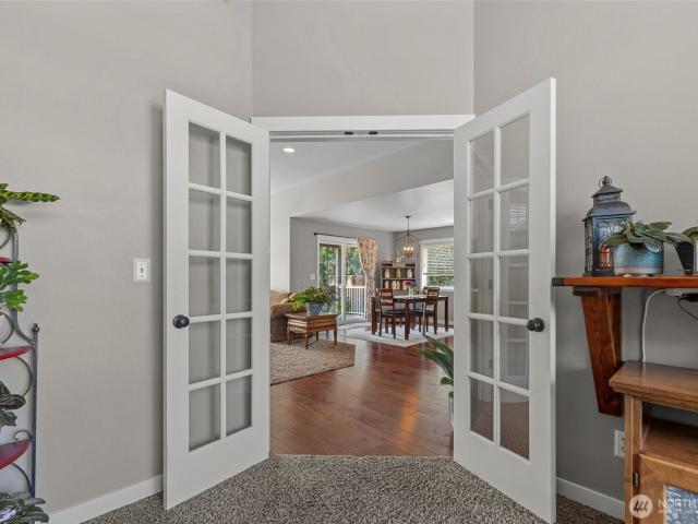 1936 Bridgeview Drive