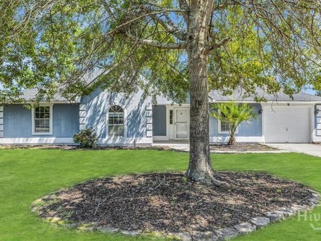 1936 Heathrow Dr, Hinesville, GA 31313