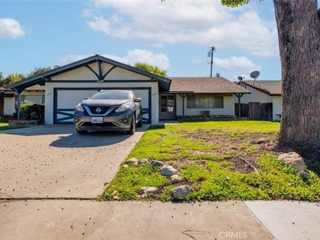 1936 Royalty Dr, Pomona, CA 91767