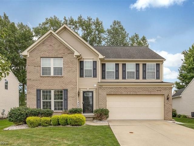 1936 Thornwood Ln, Painesville, OH 44077
