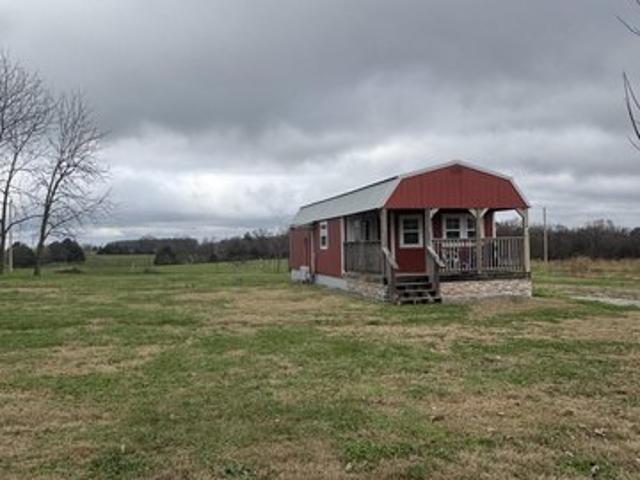 19370 Urchin Dr, Stella, MO 64867