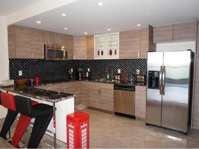 19370 Collins Av Seasonal #1611 Sunny Isles Beach, FL 33160