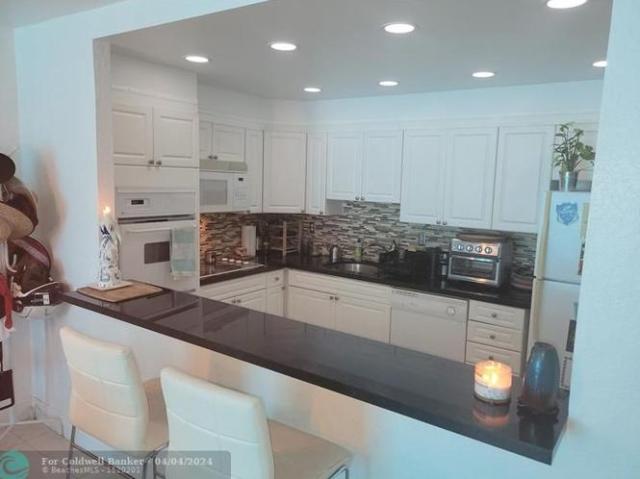 19370 Collins Ave #623, Sunny Isles Beach, FL 33160
