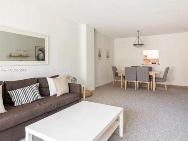 19370 Collins Ave #207, Sunny Isles Beach, FL 33160