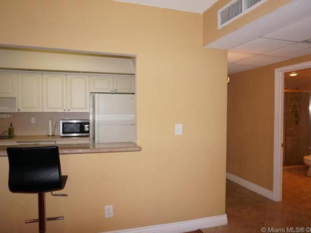 19370 Collins Ave #311 Sunny Isles Beach, FL 33160