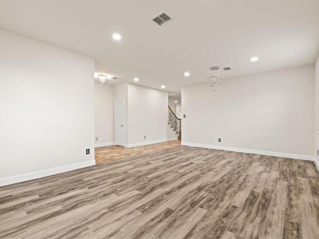 1937 Bradford Pear Square
