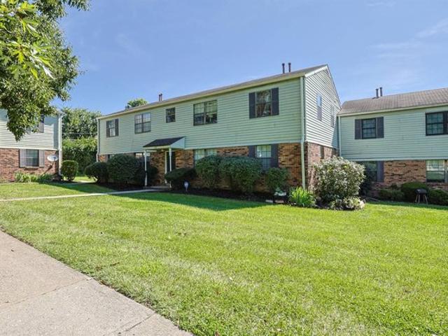 1937 Chaucer Dr Apt A, Sycamore Township, OH 45237