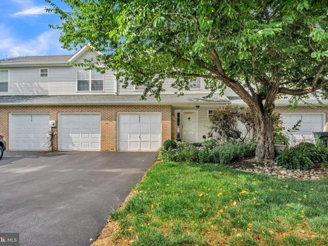 1937 Daybreak Cir, Harrisburg, PA 17110