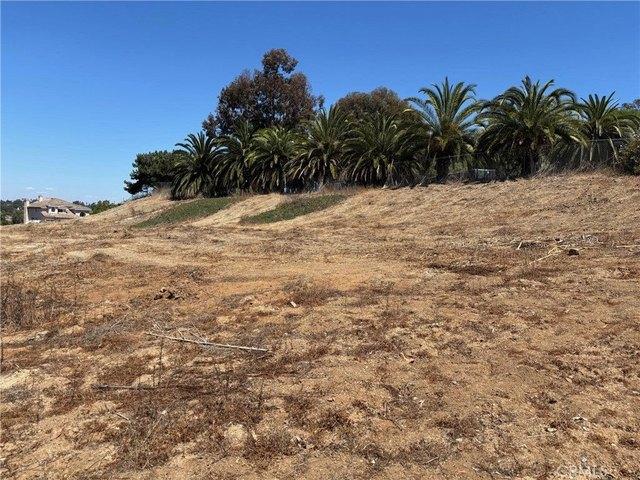 1937 Sunset Dr, Vista, CA 92081