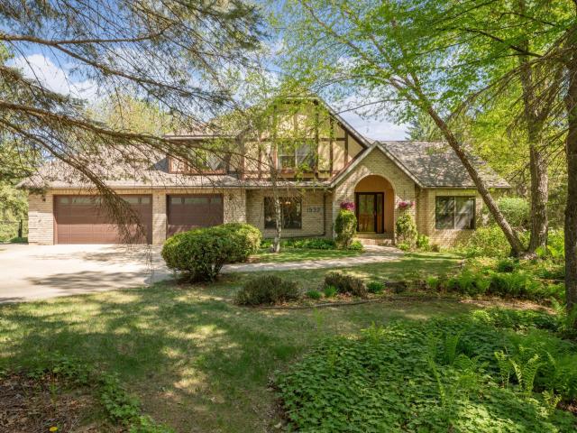 1937 Sagewood Court NW