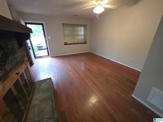 1937 Springlake Court