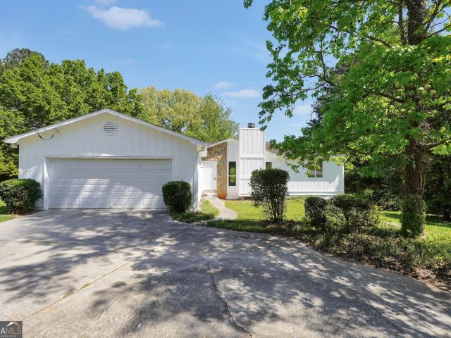 1937 Young Road