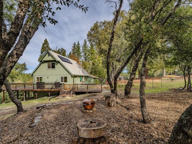 19387 Ponderosa Dr, Volcano, CA 95689