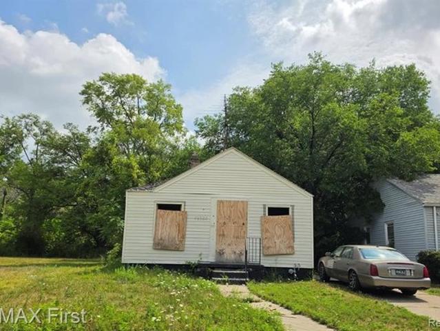19384 Dresden St, Detroit, MI 48205