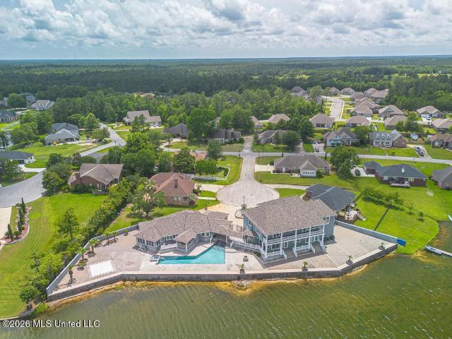 19384 Leeward Cove