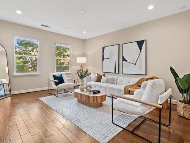 1938 Hillebrant Pl, Santa Clara, CA 95050