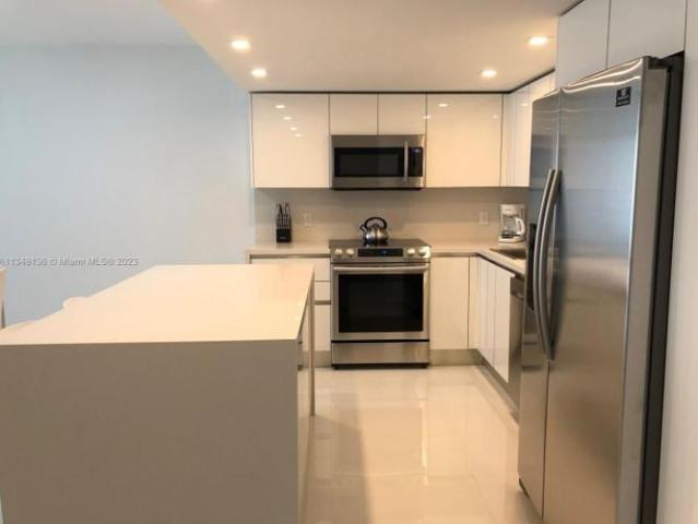 19390 Collins Ave #911, Sunny Isles Beach, FL 33160