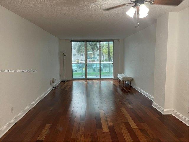 19390 Collins Ave Apt 122, Sunny Isles Beach, FL 33160