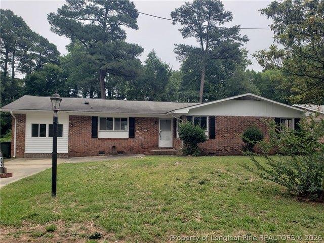 1939 Ashton Rd, Fayetteville, NC 28304
