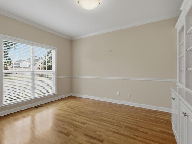 1939 Cliffview Ct