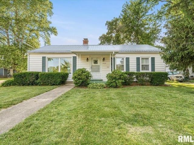 1939 Dial Ct, Springfield, IL 62704