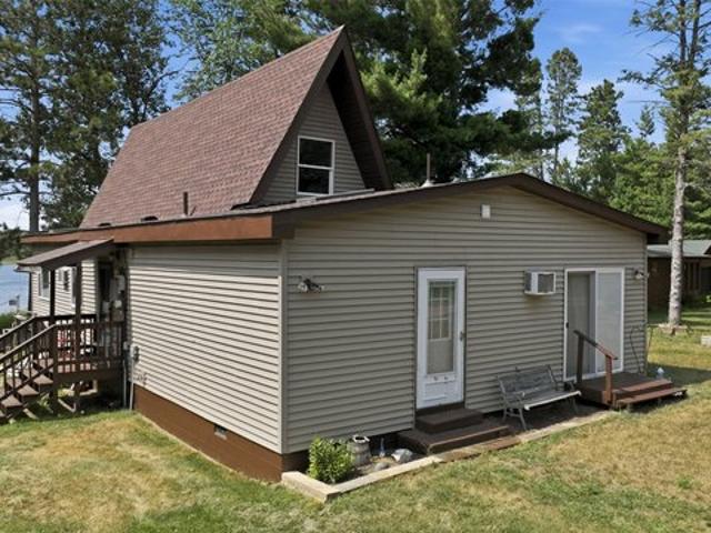 1939 Eagle Ln, Spooner, WI 54801