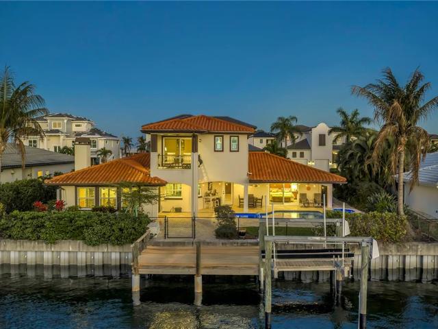 1939 Hawaii Ave NE, St. Petersburg, FL 33703 | MLS #TB8488