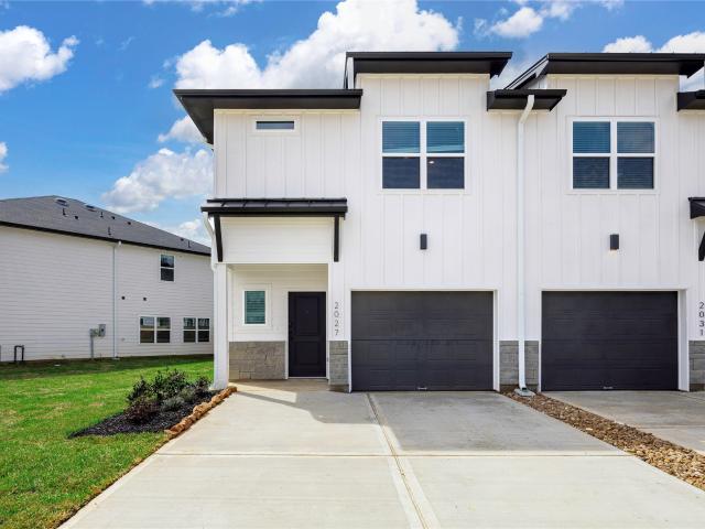 1939 Longmire Villas Ct, Conroe, TX 77304 | MLS #72386