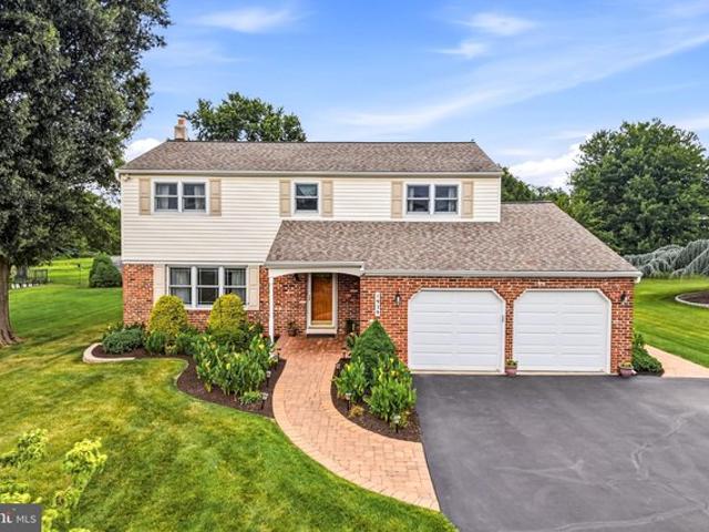 1939 Stirling Dr, Lansdale, PA 19446