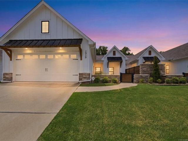 1939 W Imperial Pl, Broken Arrow, OK 74011
