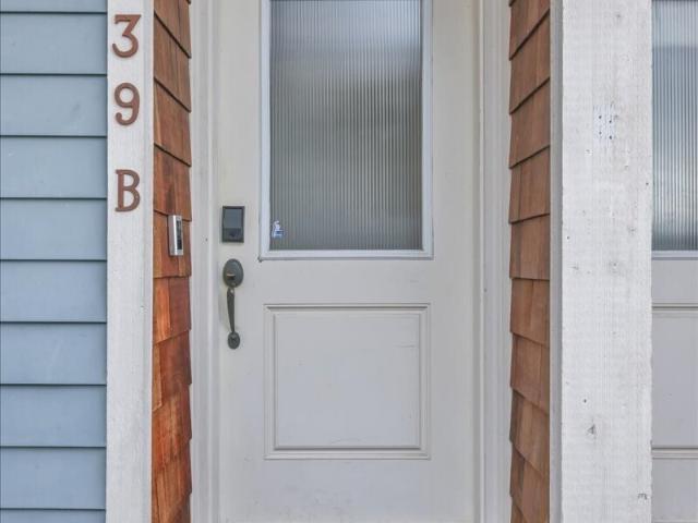 1939 10th Ave W, Unit B, Seattle, WA 98119 | MLS #2495