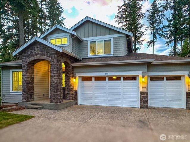 1939 213th Ct SE, Sammamish, WA 98075