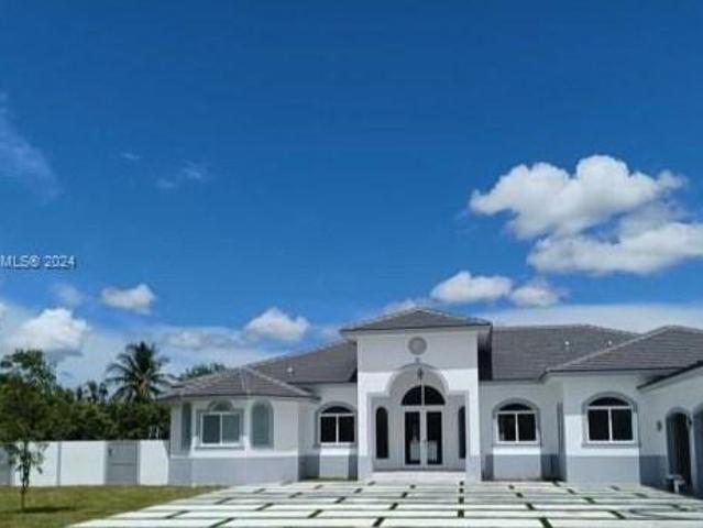 19301 SW 135th Ct, Miami, FL 33177