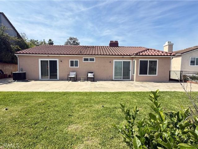 19307 Oakview Lane